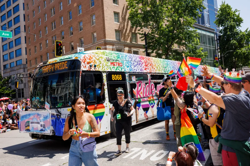 Join Metro for a FABULOUS Pride Parade! | Employee News