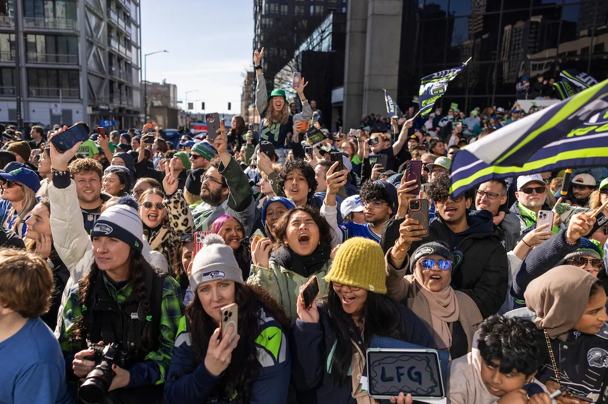 Victory vibes: Over 330,000 Metro boardings on Seahawks parade day ...